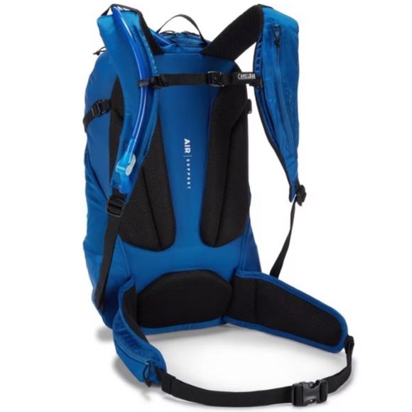 Camelbak | Bags | Nwot Camelbak Rim Runner X 22 Hydration Backpack ...